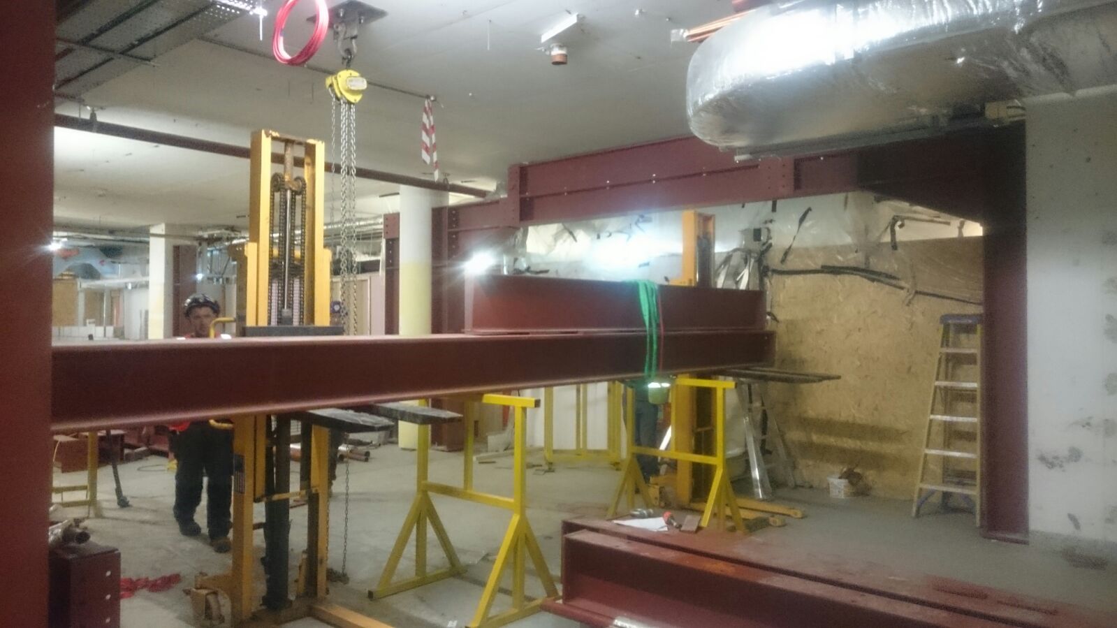 10 – Lifting beams into position – Phil Purcell Engineering Ltd